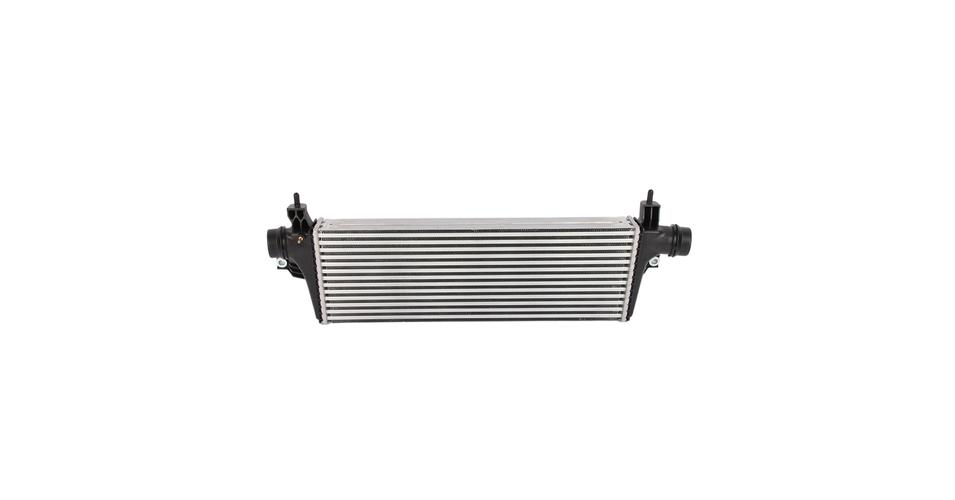 17940-0E010 Toyota Hilux Intercooler | GUN 2.4D és 2.8D | 2020-tól