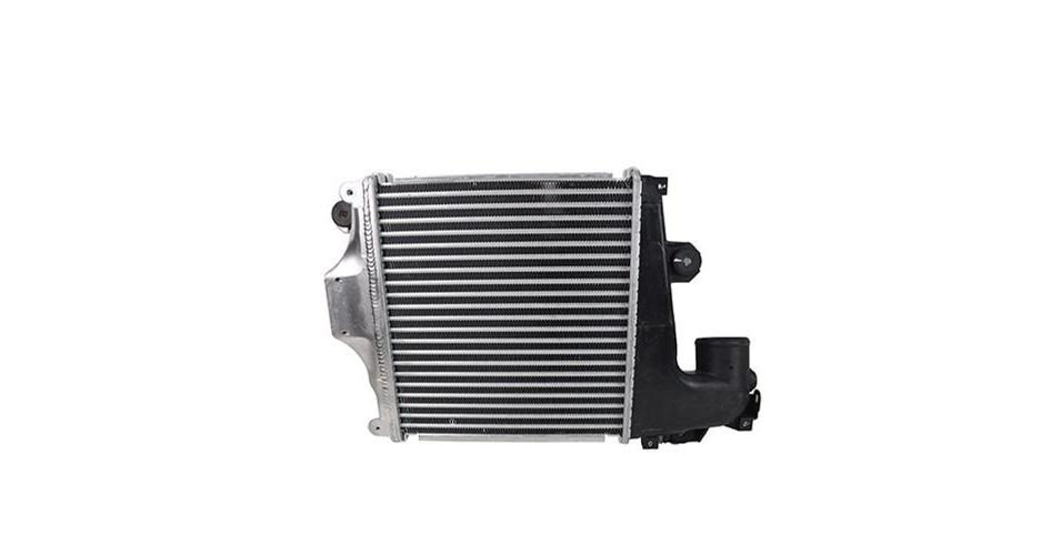 17940-0L070 Toyota Hilux Intercooler | PROFI A Turbó Levegő Hűtésben